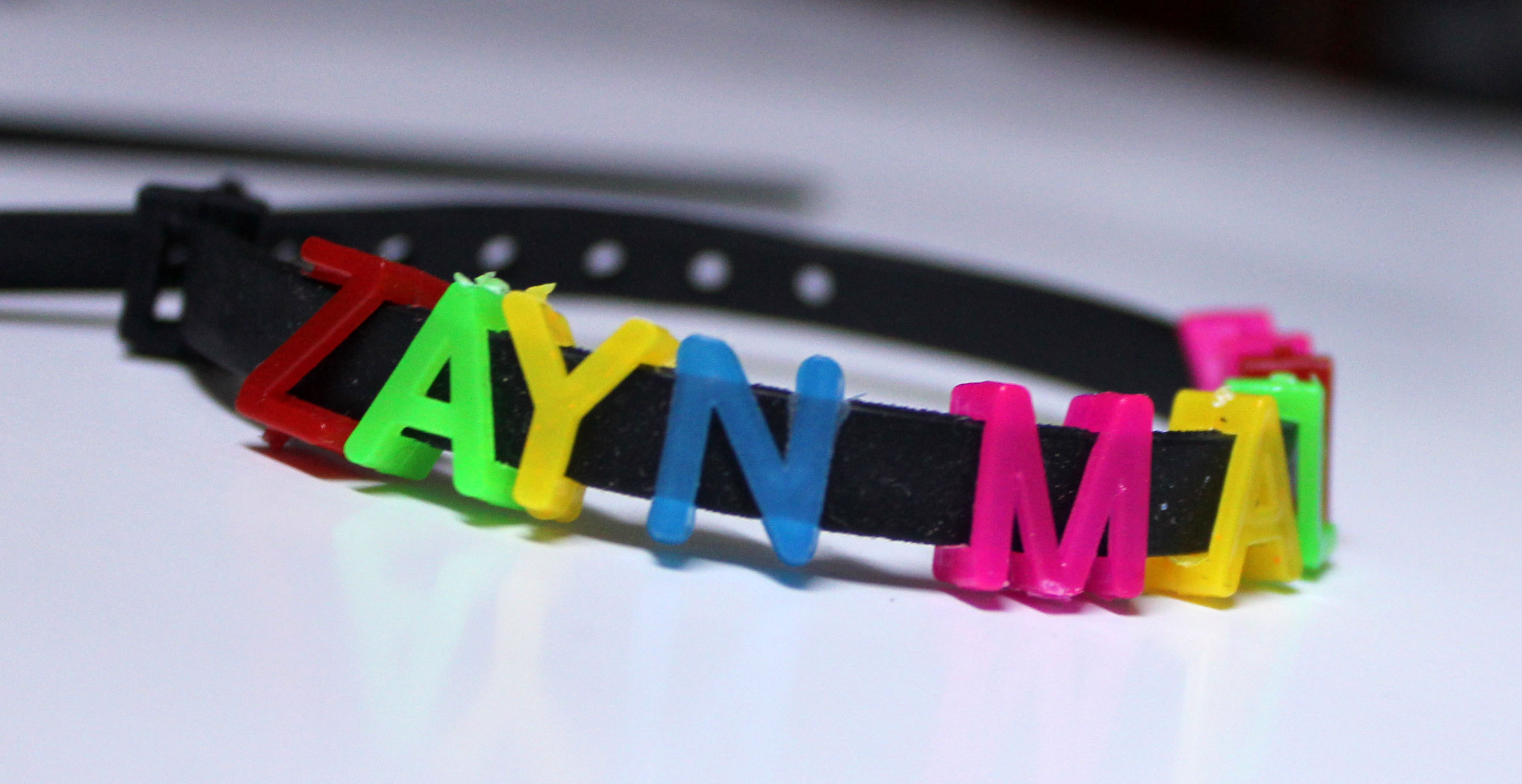 One Direction Bracelet Zayn Malik Colored Letters on Luulla